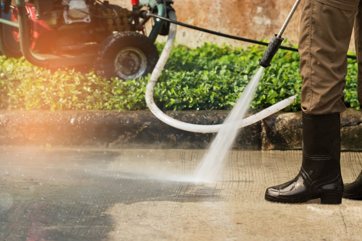 Commercial Pressure Washers 101: Types, Sizes, Everything You Need to ...