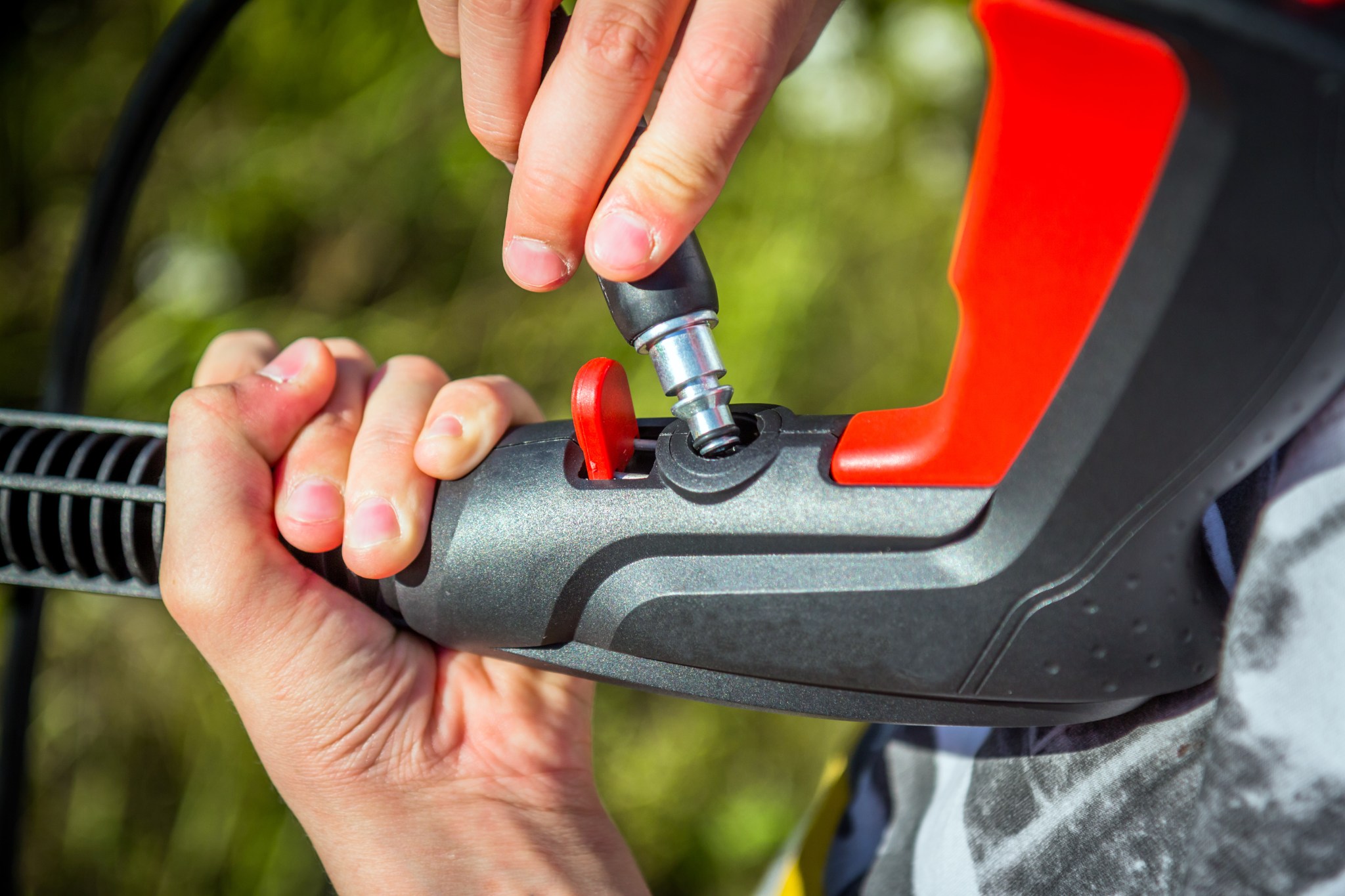 How to Use a Pressure Washer in 9 Steps (+ 5 Best Practices) | Imperial ...