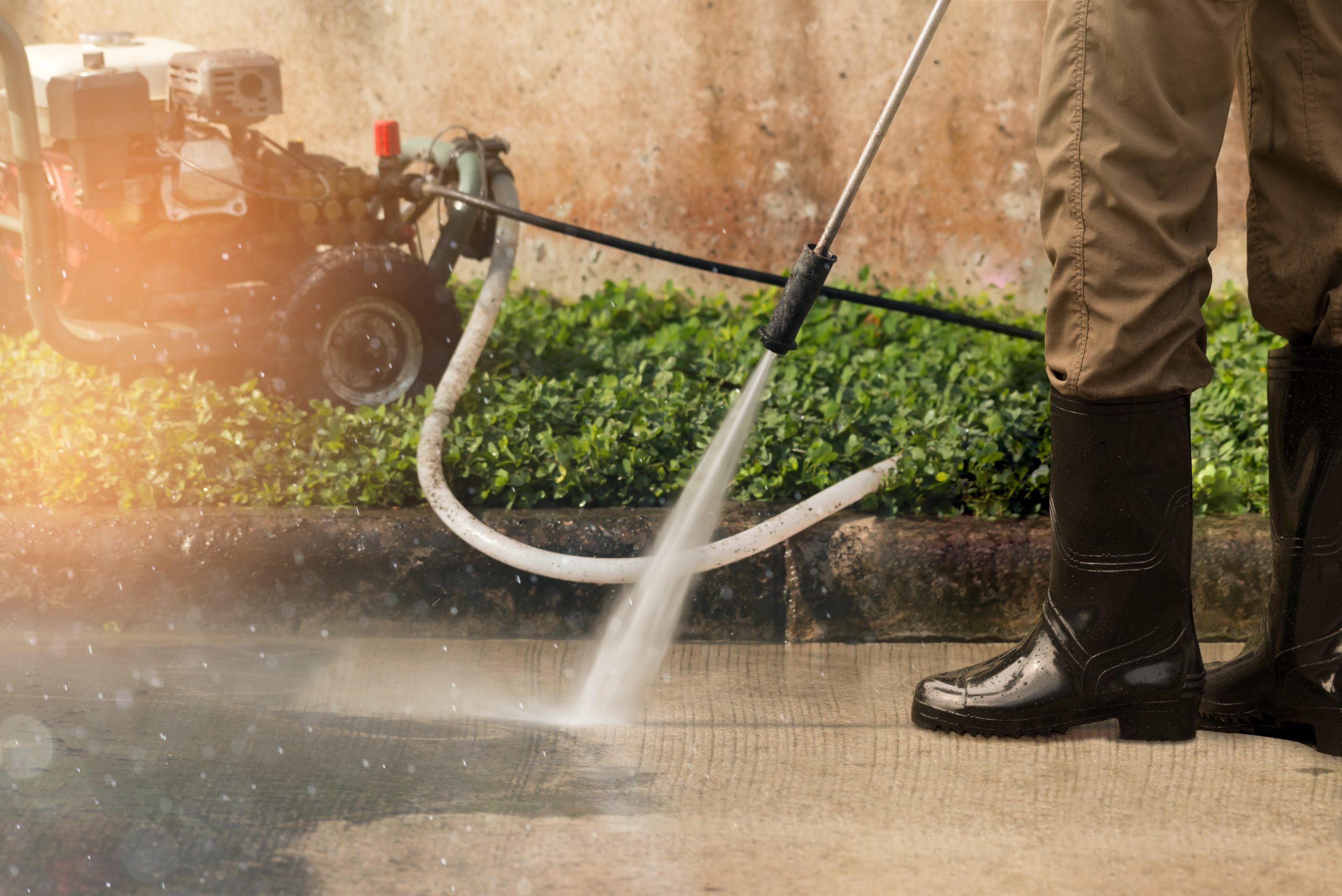 The Complete Guide to Pressure Washers: Types, Uses & Maintenance Tips ...